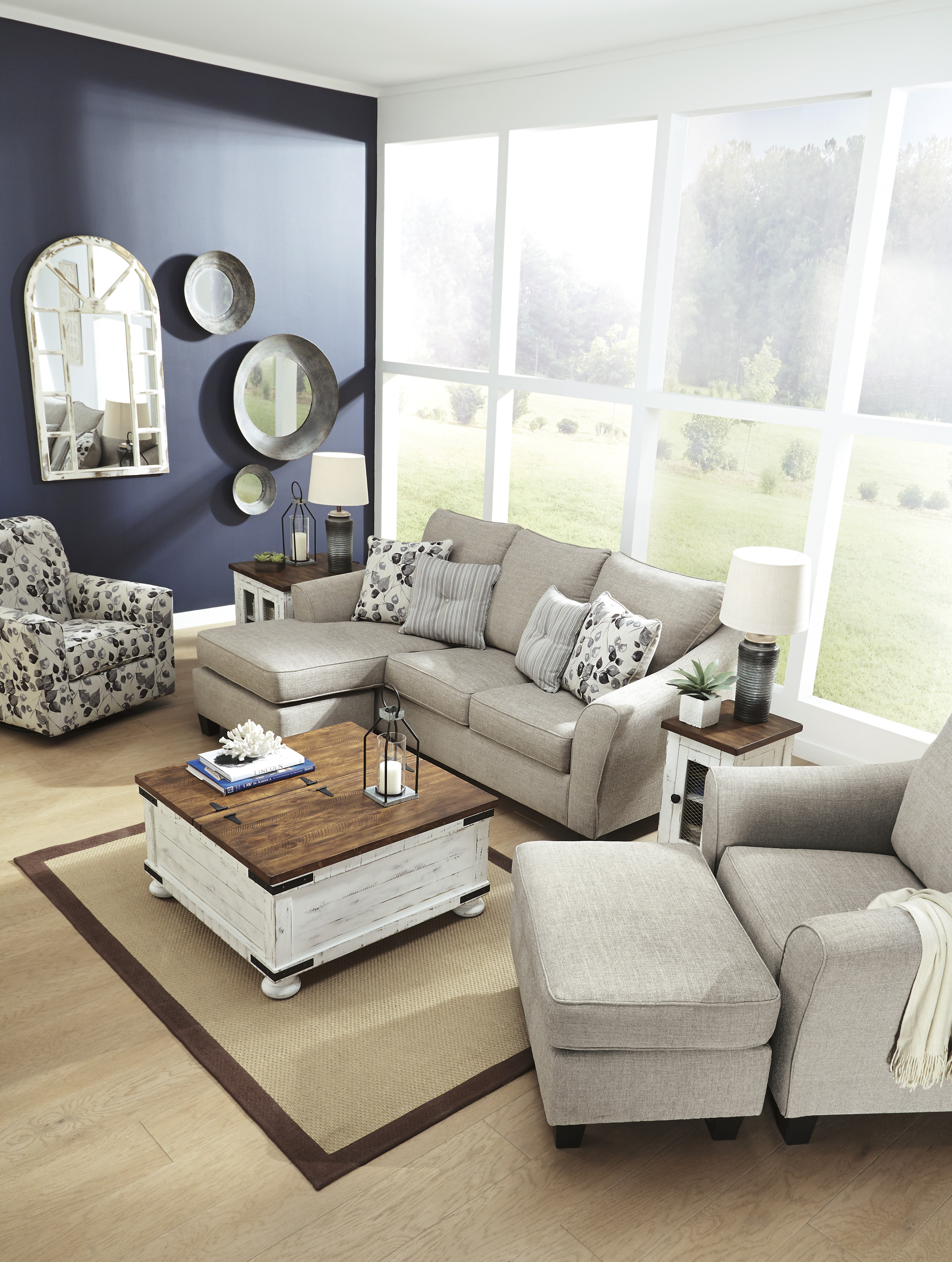 Abney 49701 Sofa Chaise | Sofas and Sectionals